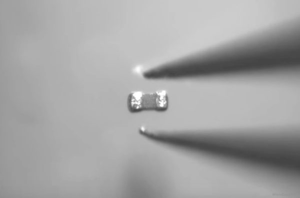 Precise grasping and manipulation of microscopic samples using micro ...