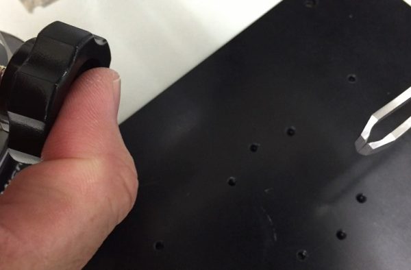 5μm tungsten wires can be cut using microtweezers - MicroSupport Co., Ltd.